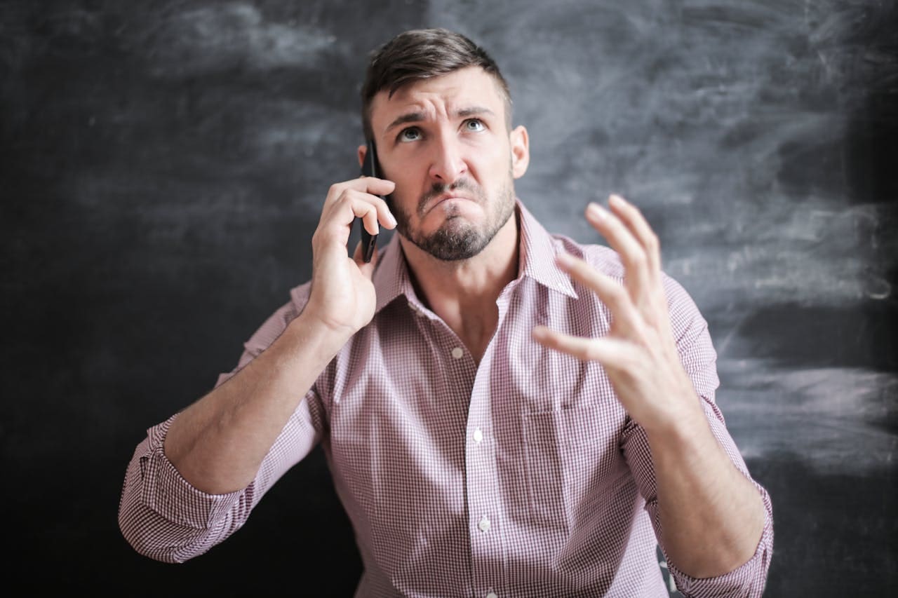 Thinking About Going “No Contact” With a Family Member?